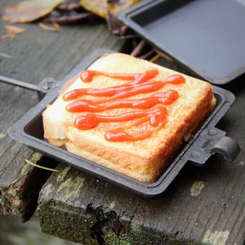 Camping Meat Pie | Bush Cooking