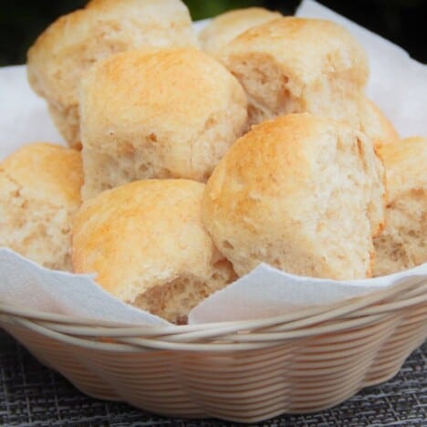 Dutch Oven Dinner Rolls | Bush Cooking